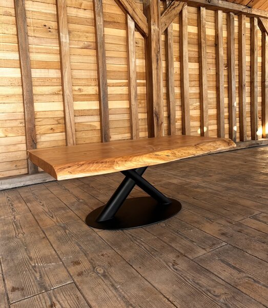 Măsuță de cafea Grand Stejar Masiv Live Edge – 125x76x5 cm | FAVI.ro